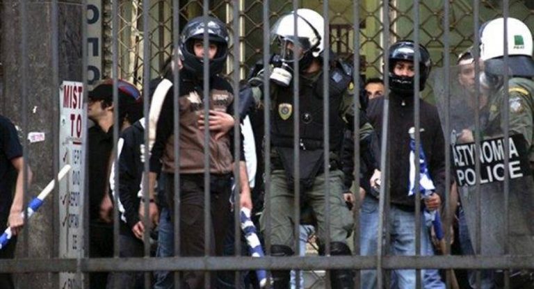 Ο μύθος “των ανίκητων ταγμάτων εφόδου” ως η εσωτερική καταστολή του ...